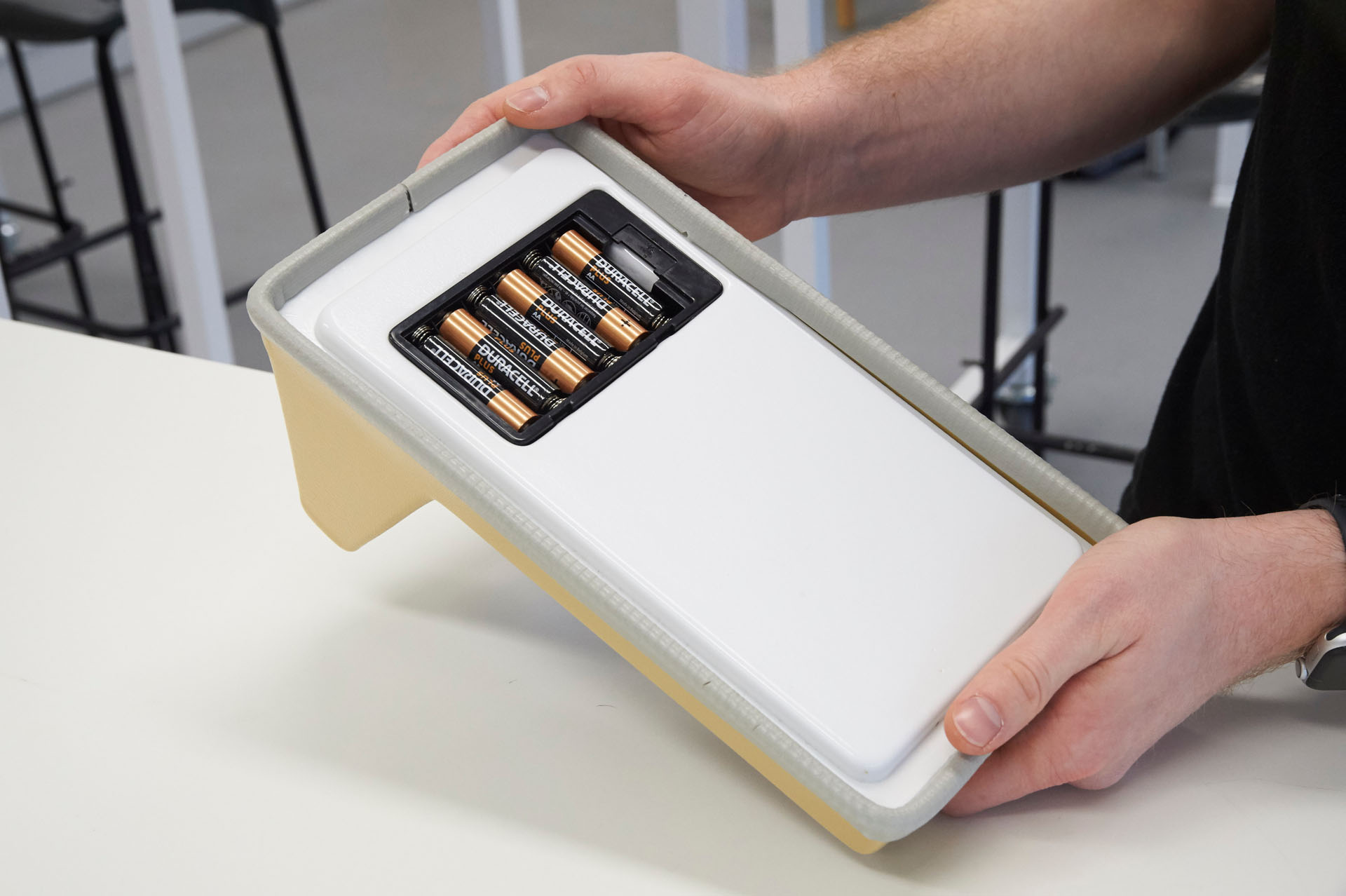 Digital Cricoid Pressure Trainer®, Light - Adam,Rouilly